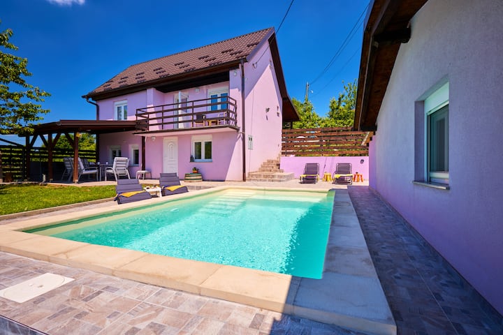 House With A Swimming-pool Terihy - Samobor