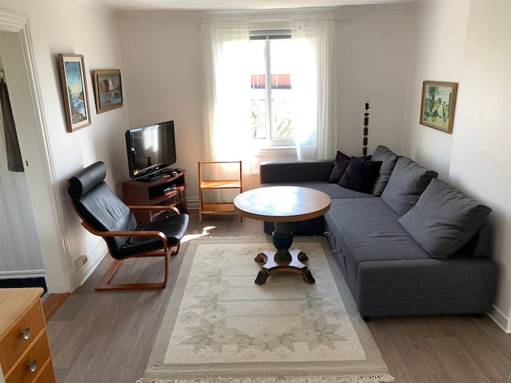 Sjönära Stuga Med 4 Bäddar,  Roddbåt Ingår. - Karlshamn