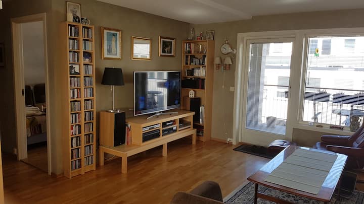 Sentral, Praktisk Leilighet Med Terrasse. - Oslo