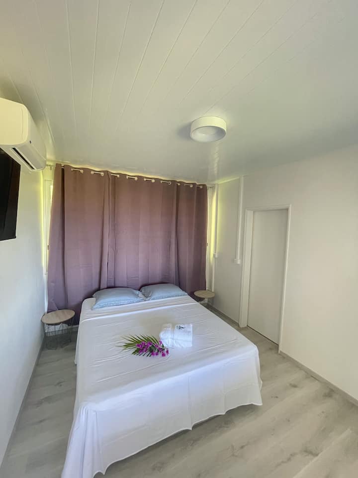 Chambre Temana Airport Lodge Tipanié Climatisée - Polynésie française
