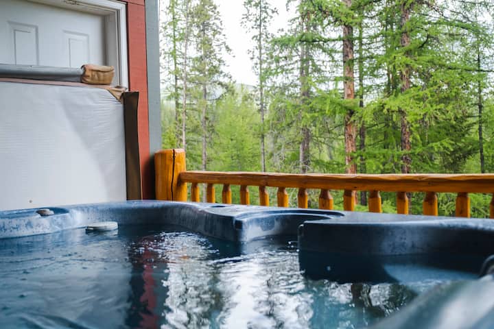 Kimberley Ridge | Hot Tub | Skier's Getaway! - Kimberley, BC, Canada