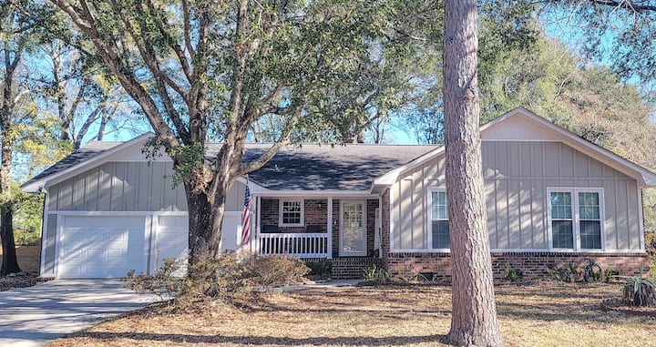 Simply Sunny Fun! 4br Close To Dt Chas & Beaches! - Mount Pleasant, SC