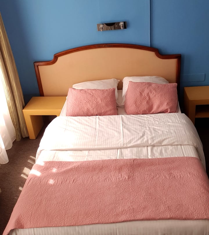 Hotel Derby - Single Room - Etterbeek