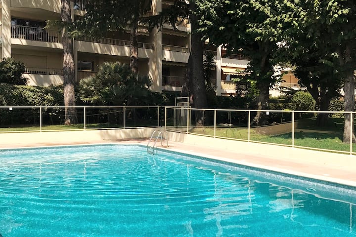 2 Pieces Traversant Proximité Cannes, Piscine - Le Cannet