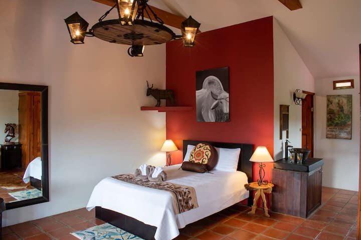 Toucan Lane - Caballo Suite - Costa Rica