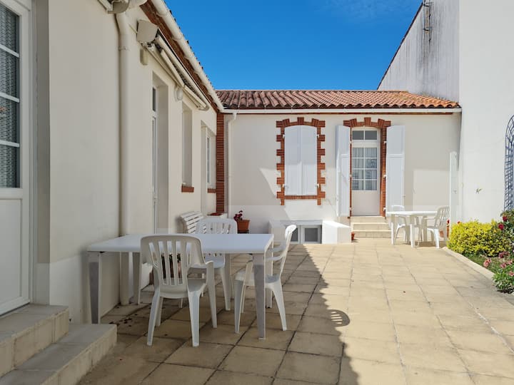 Partie De Maison Particulière Centre Ville Réf 304 - La Tranche-sur-Mer
