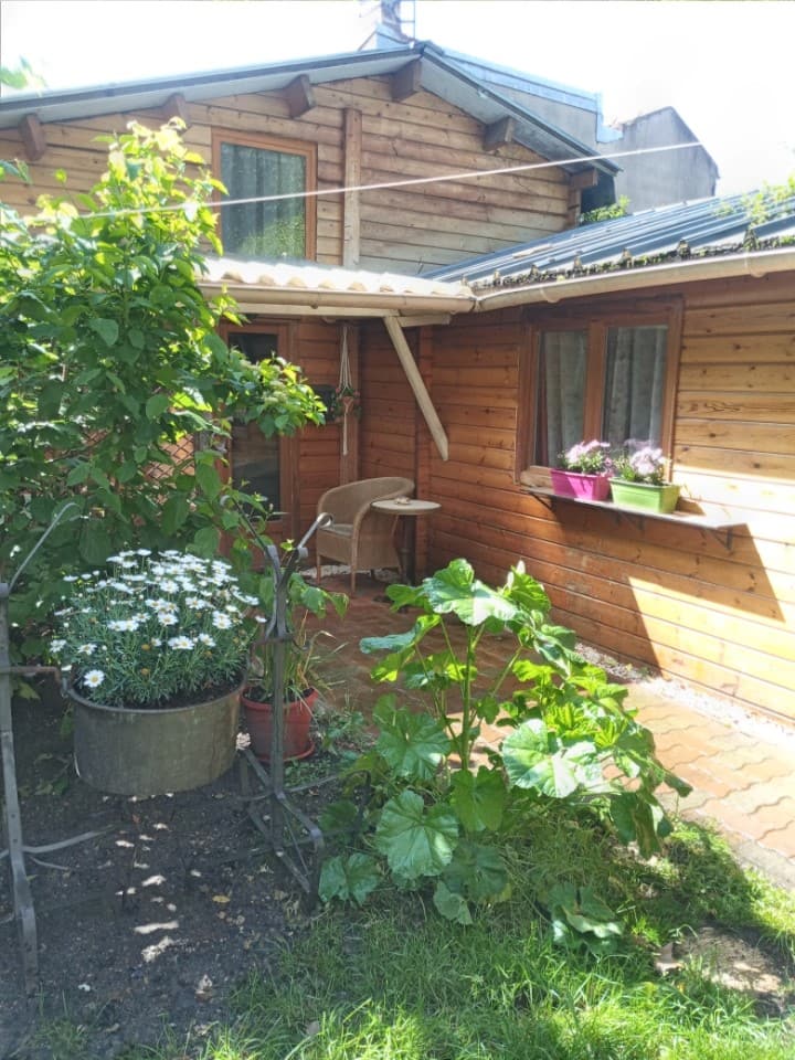 Chalet Typique Sur Jardin Privé à 5 Mn Du Métro - Montreuil