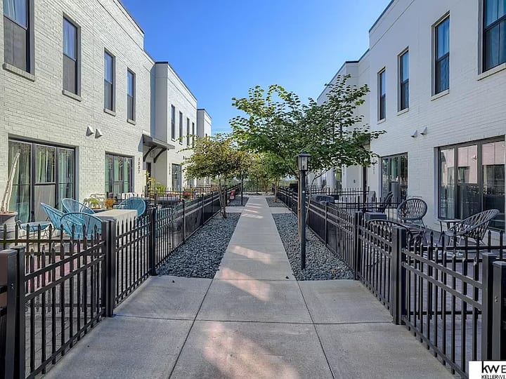 Urban Oasis - Omaha, NE