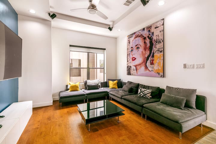 Huge 3 Story Home~downtown~gated Residential - Houston, TX