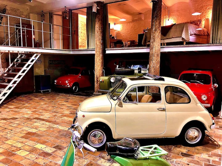 Studio With Oldtimer View In Industrial Building - Maastricht