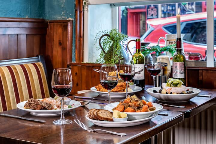 Foley's Guesthouse Double  Room - Kenmare Center - Kenmare