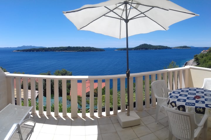 Burgundy Apartment Villa Mia - Smokvica