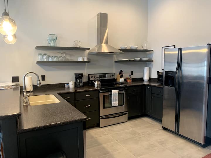 Historic Downtown Condo - Kalispell, MT