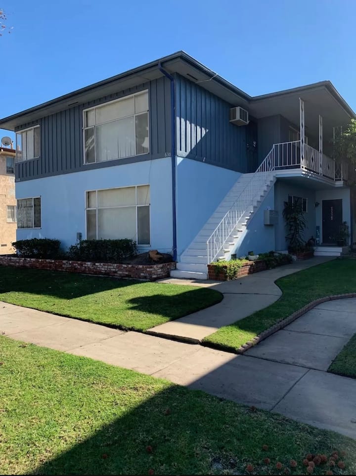 Cozy Oasis Near Stadium - Gardena, CA