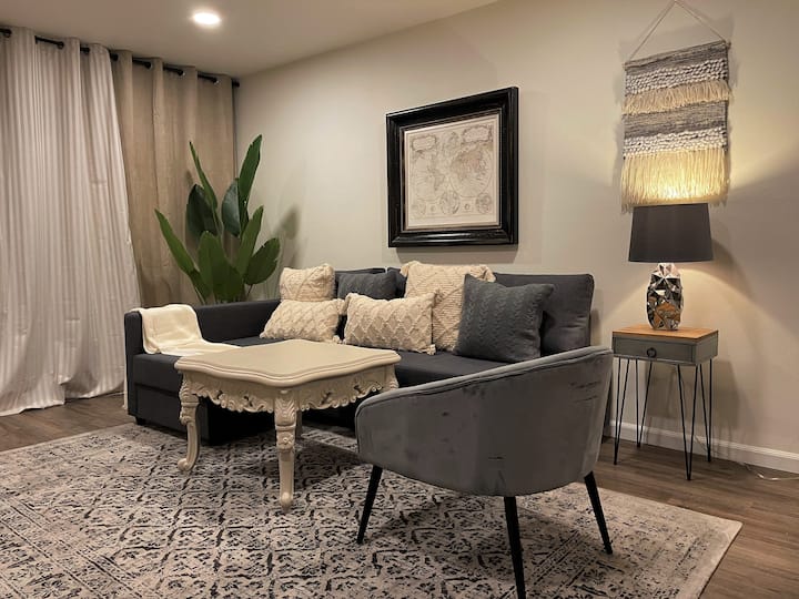 Modern And Chic Apartment In Tarzana - Los Ángeles