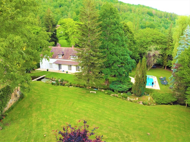 Au Paradis Des Enfants. - Châteauneuf-en-Auxois