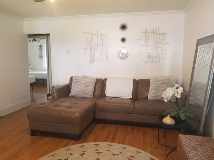 Cozy 2 Bedroom Bungalow With Free Parking - Atlantic City