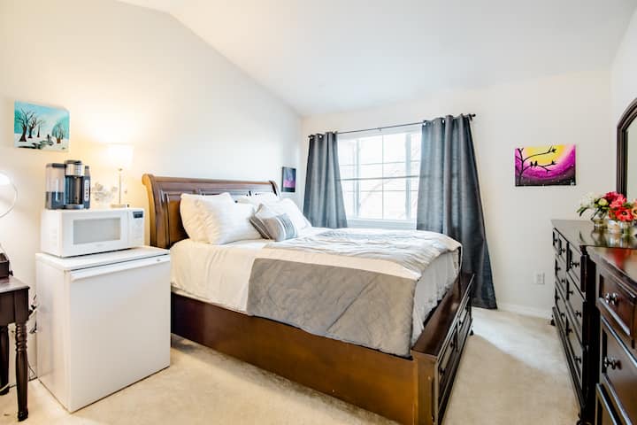 Simple Spacious And Affordable - Fort Collins, CO