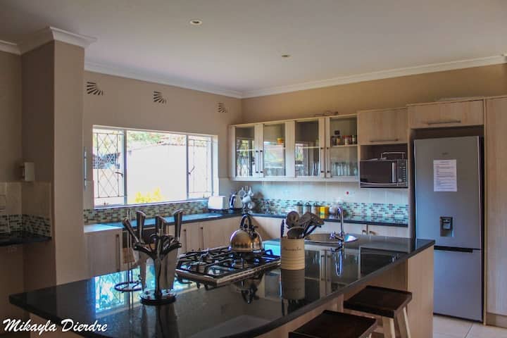 Entire Home,  Secure & Private On A Quiet Close - Zimbabwe