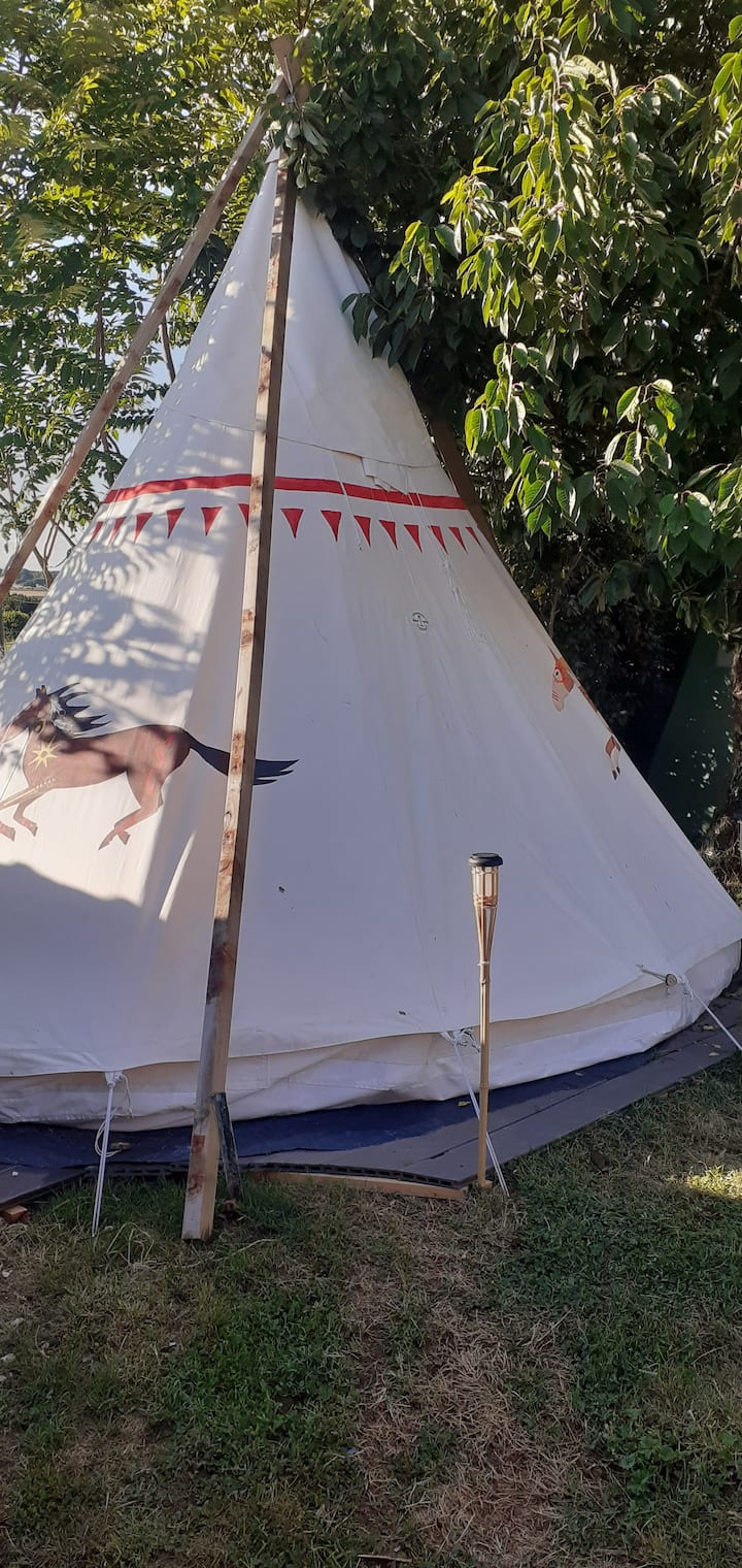 Tipi Indien Des Flots De Ma Vie - Talmont-sur-Gironde