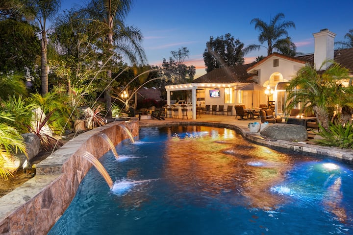 Mi Casa Es Su Casa! (My Home Is Your Home!) - Vista, CA
