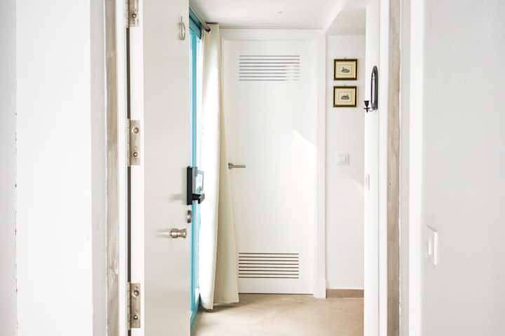 Apartamento Moderno En Zona Tradicional - Triana - Seville