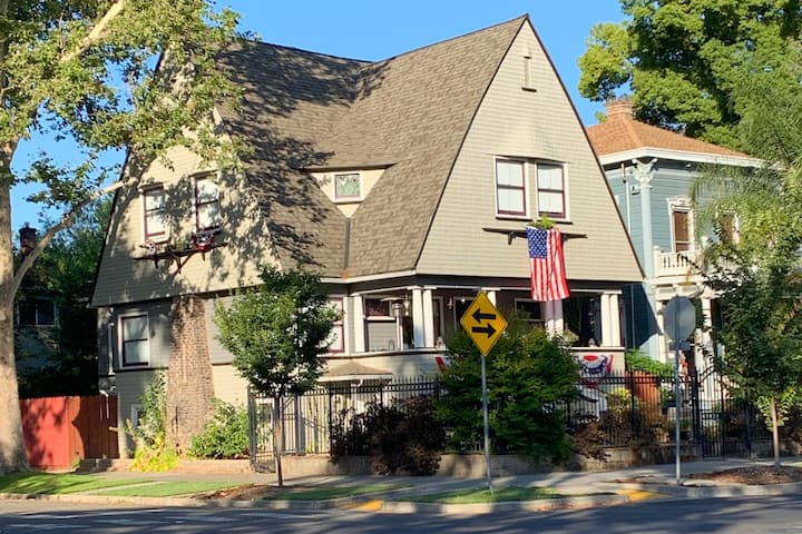 N Street Manor - Sacramento, CA