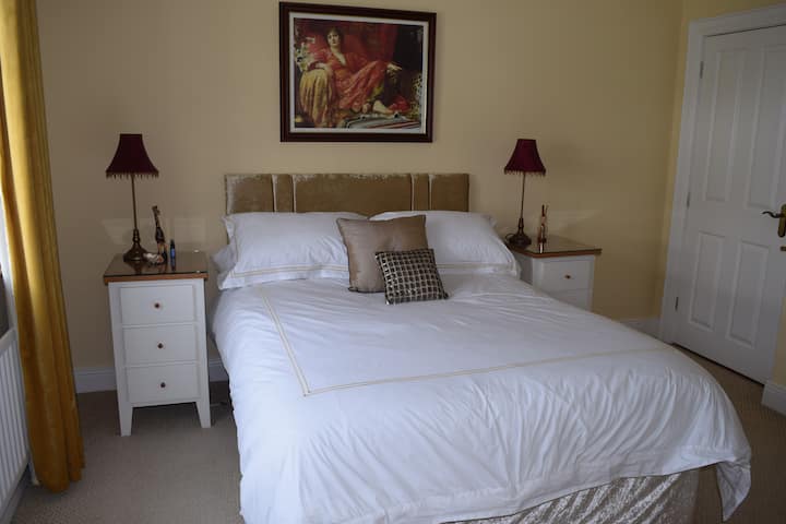 The Redcastle Ensuite Near Lovely Beaches & Golf - Londonderry