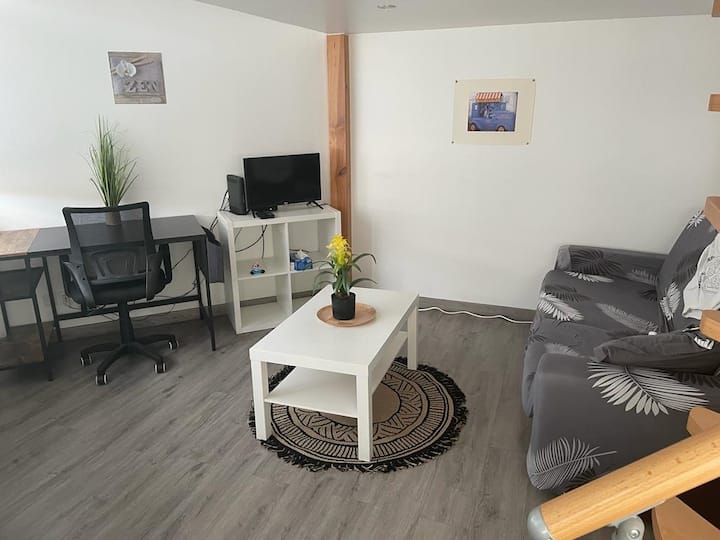 Toulon Petit Loft Ravissant - 툴롱