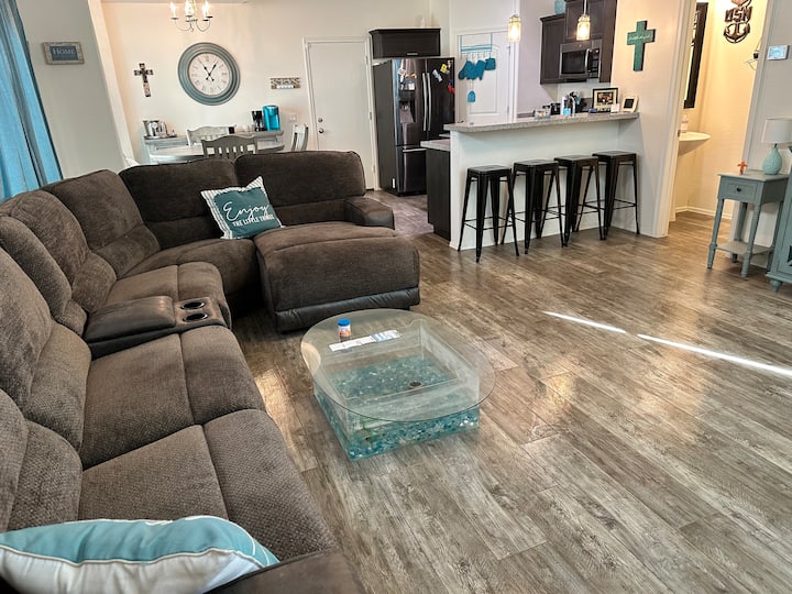 Surprise/sun City 4 Bedroom 2.5bath Pool - 瑟普賴斯