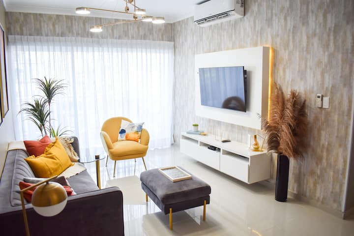 Charming 2-bed Apartment, 3th Floor - Saint-Domingue