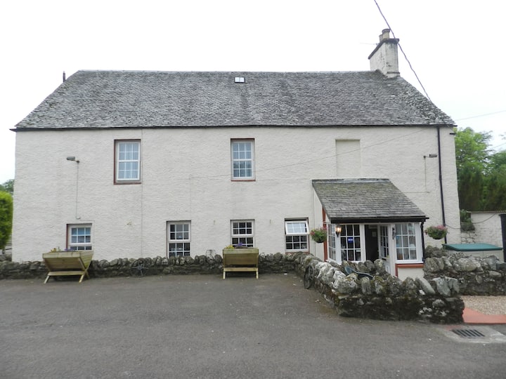 Double Ensuite Room With King Size Bed - Callander