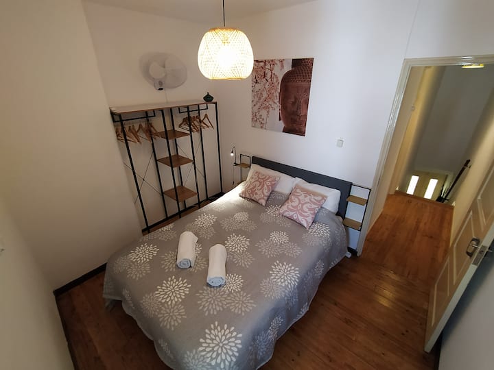 Charming Lagos Townhouse With Private Patio - Praia da Luz