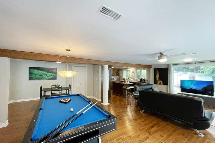 Cozy Riverfront Cottage By Rideau River - Smiths Falls