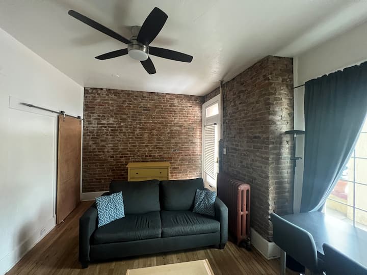 Monthly Furnished Apt Rental Near Downtown Denver - Denver, CO