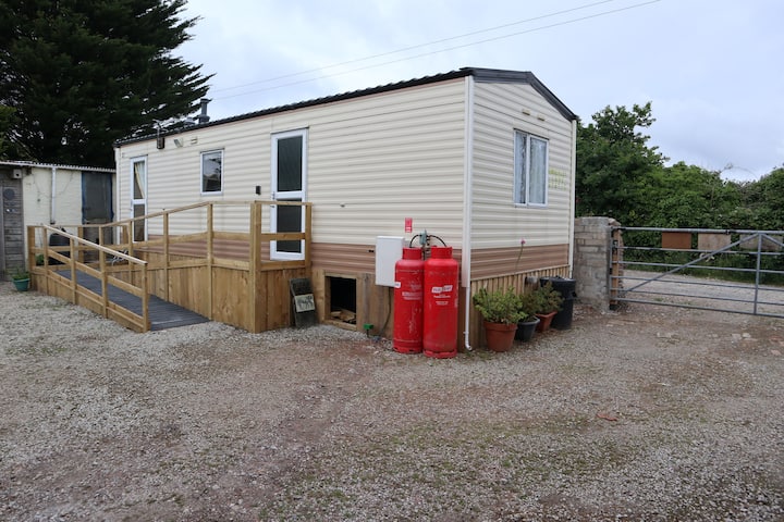 Kimberley Lane Static, Country Location - St Agnes
