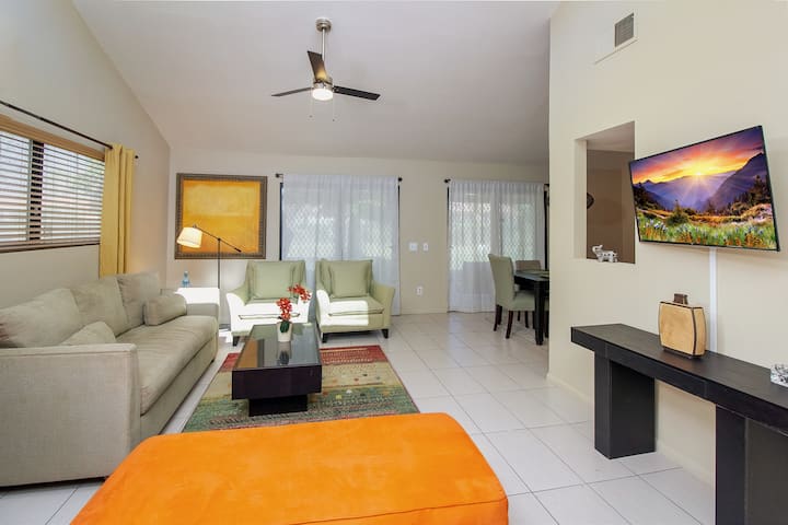 New Listing. Great For Indian Wells-coachella Fest - Indio, CA