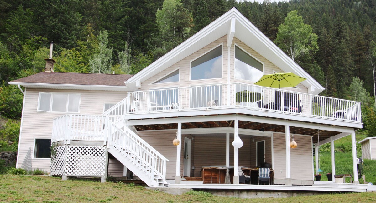 Nelson Vacation Rentals | Airbnb