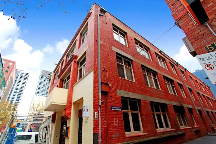 Pennys Place Large Central City Warehouse Aptment - Melbourne