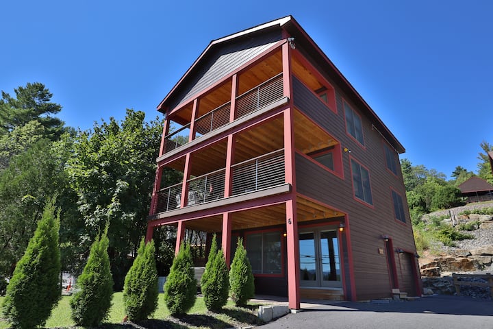 La Bella Vita - Bolton Landing, NY