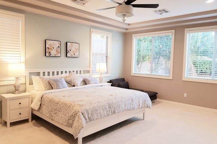 C3. Green Valley Ranch Lux Single Story Near Strip - Boulder City, NV