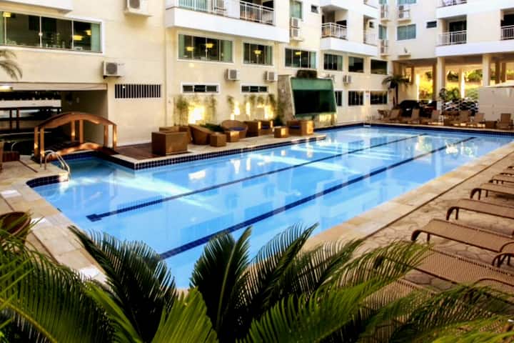 Apto Bombinhas Summer Beach Um Clube à 300m Do Mar - Bombinhas