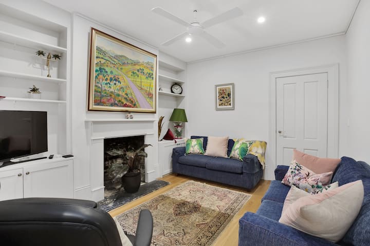 Heritage City Terrace, The Rocks - Sydney