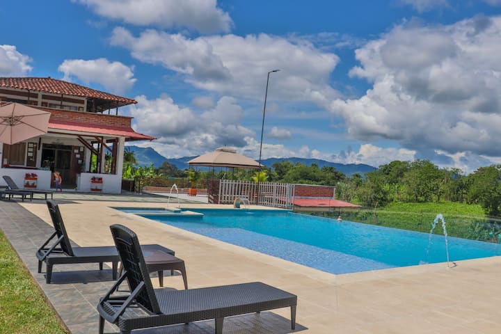 Finca Villa La Paloma - Alcalá