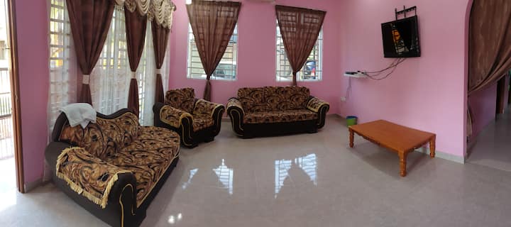 Tropikal Homestay Haji Ariffin - Balik Pulau