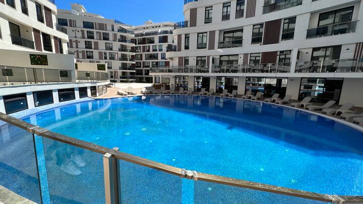 City35-spa, Gym, Pool, Netflix Included/central - Ciprus