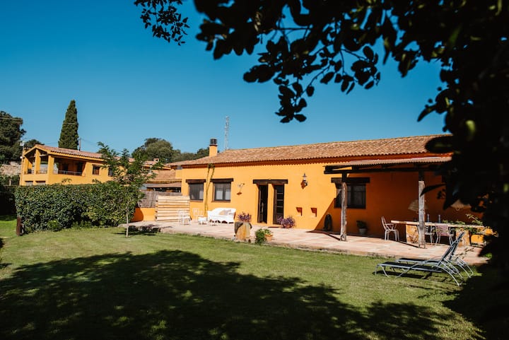 Las Mimosas Casa Rural En El Campo - Costa Brava