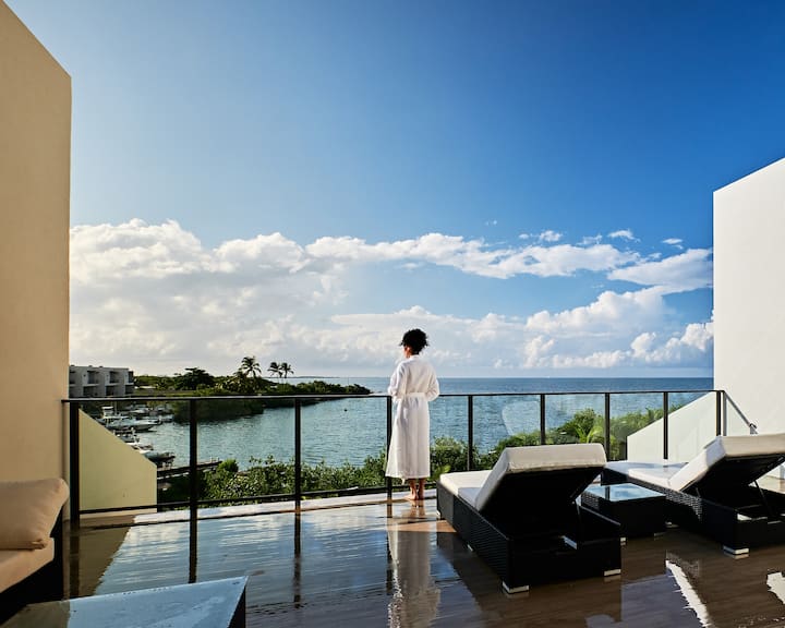 Blissful A Luxury Ocean Front Villa, Grand Harbour - Cayman Islands
