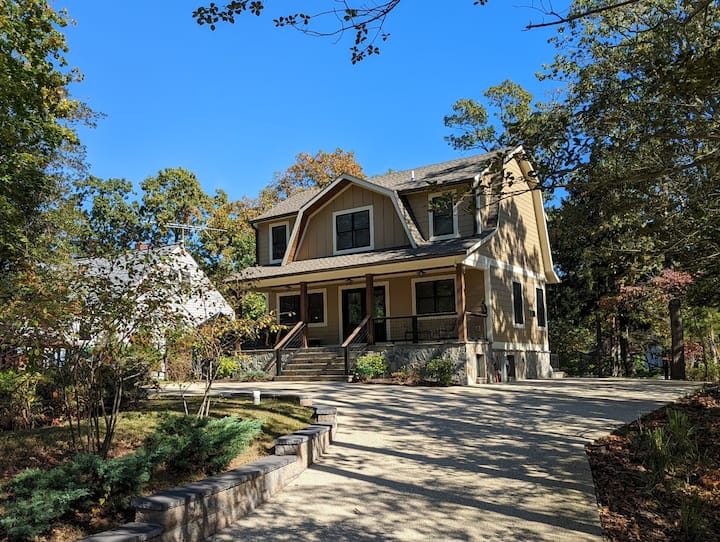 Serene Riverfront Home - Maryland