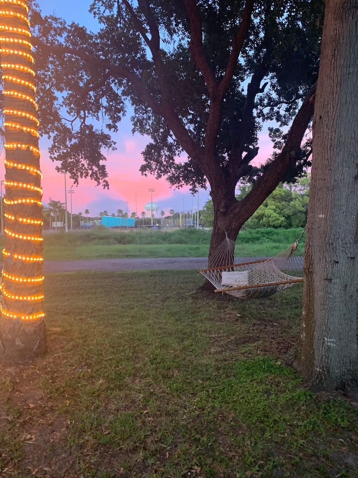 Extra Twin Bed In Shared Room - Clearwater, FL